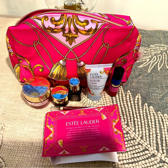 Estee Lauder | Makeup | Este Lauder Sample Kit | Poshmark